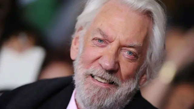 Muere el legendario actor Donald Sutherland a los 88 años - Dr Bongo ...